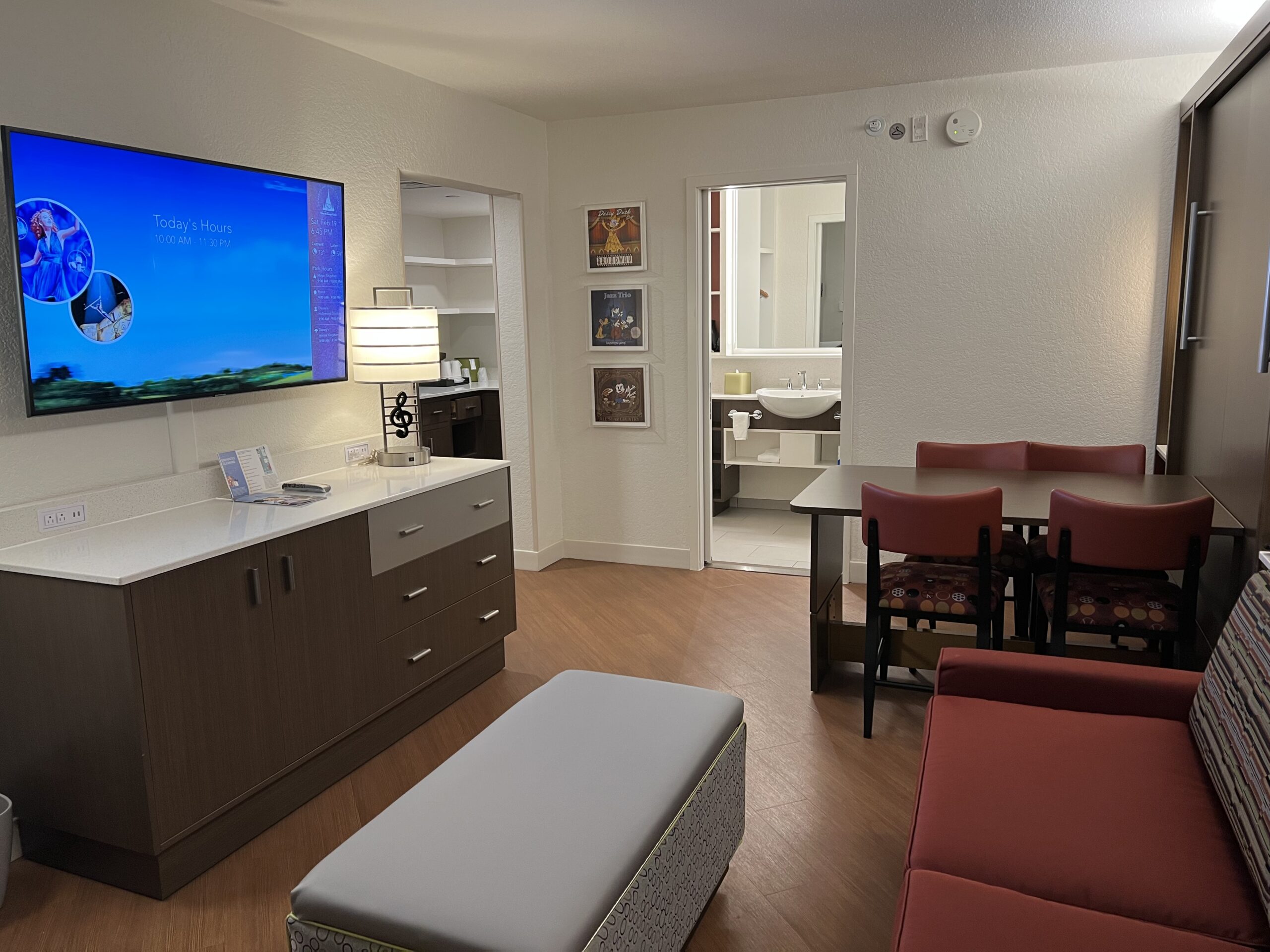 Best Disney World Suites for Large Families On a Budget